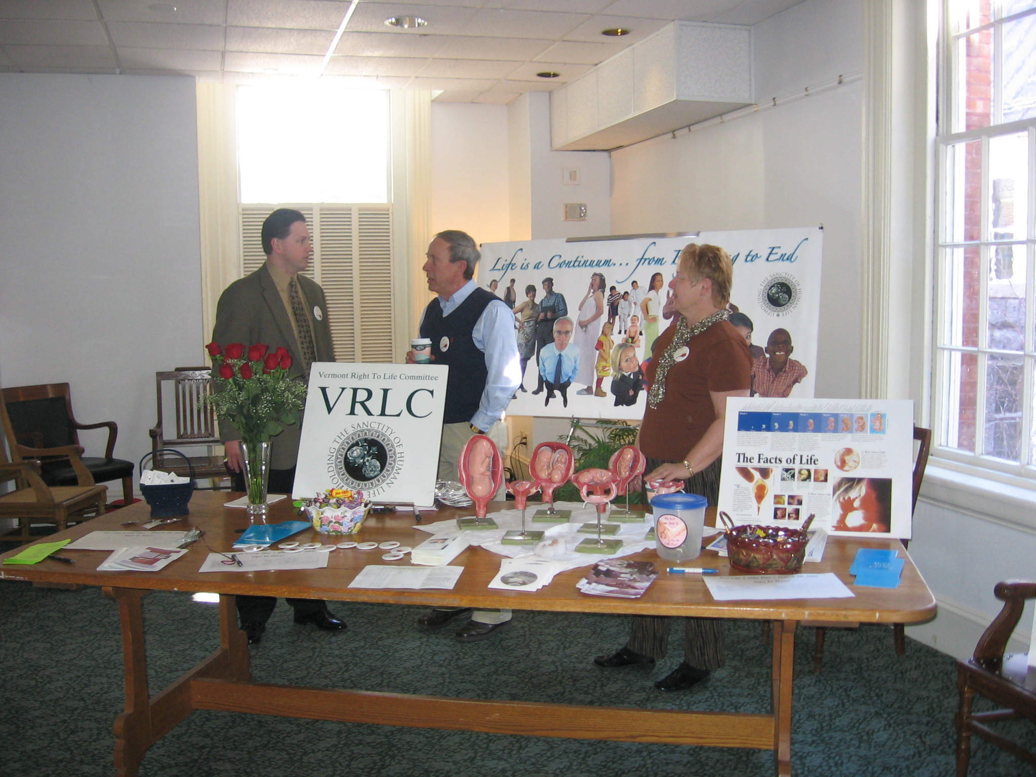 lobby day 001